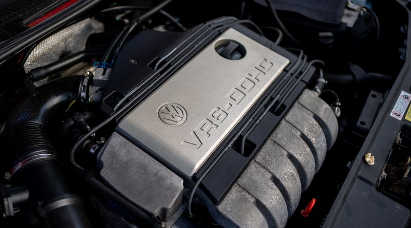 The Greatest Engines We Love To Hate - The Engine Block